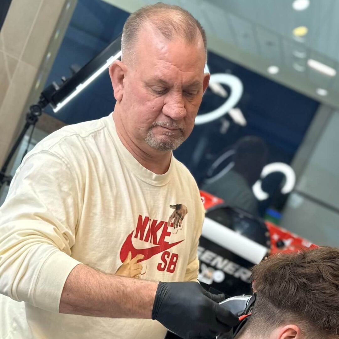 Spokane Valley Mall - Smoov Cutz Barbershop - Spokane